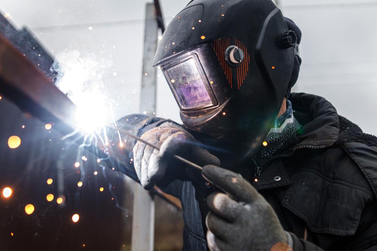 Professional Arc Welding in Dubai | Saz Steel Fabrication ...